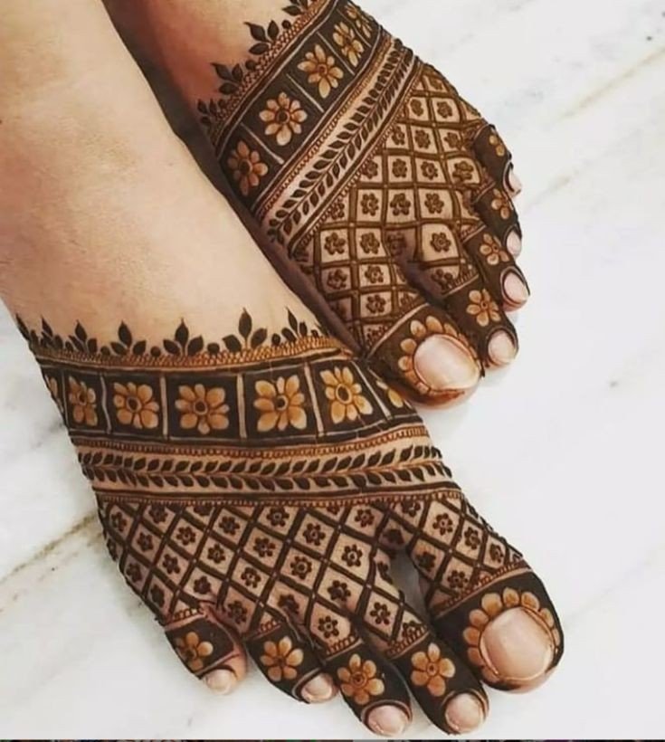 Simple mehndi designs for Legs | New mehndi designs for Bridal - Spruce ...