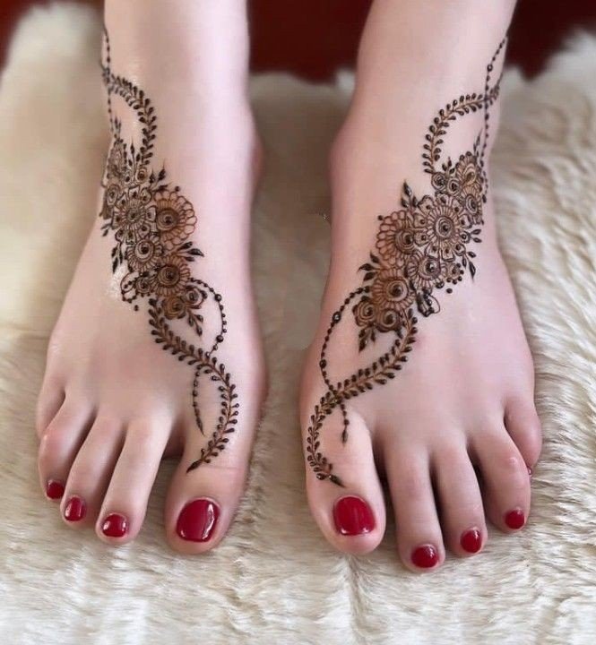 Front hand mehndi design Arabic wtih images photos - Spruce Styles