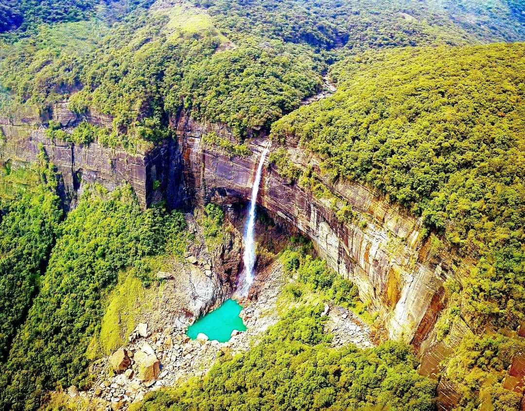 Waterfalls in Meghalaya That’ll Leave You Awestruck - Spruce Styles