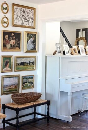 13 Photo Frame Ideas for Living Room - Spruce Styles