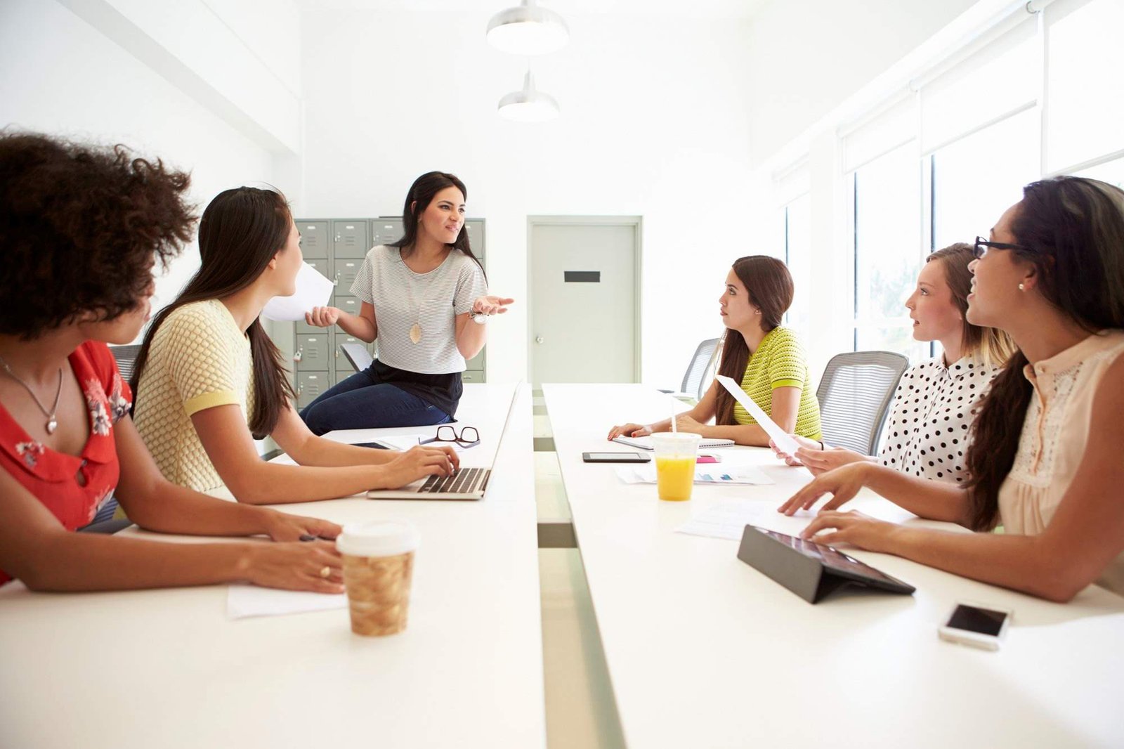 15 Women's Day Celebration Ideas for Office - Spruce Styles